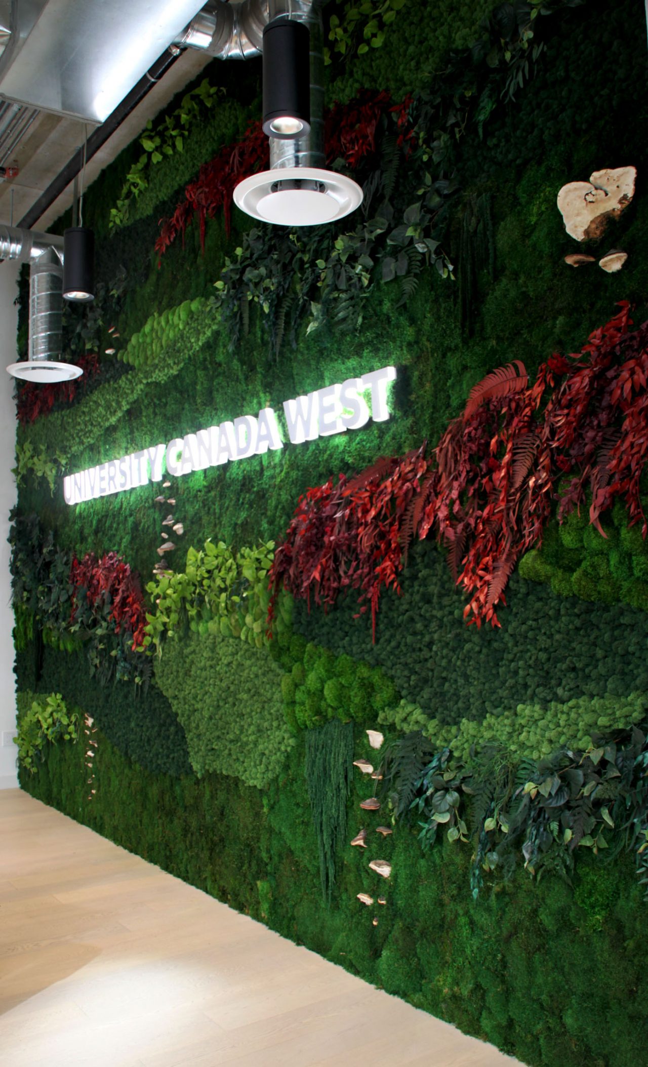 Commercial Artificial Greenery | Greenscape Design & Decor
