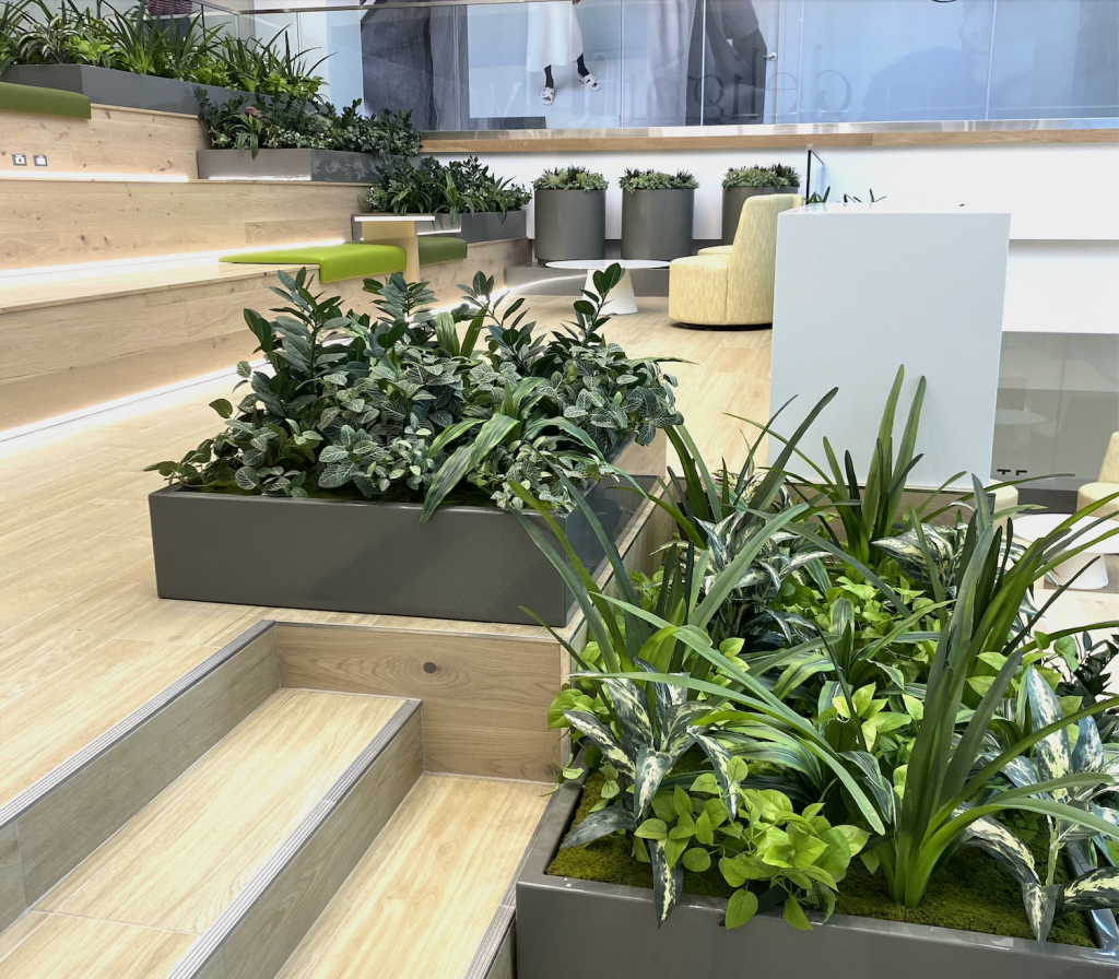 Custom Design Greenery | Greenscape Design & Decor