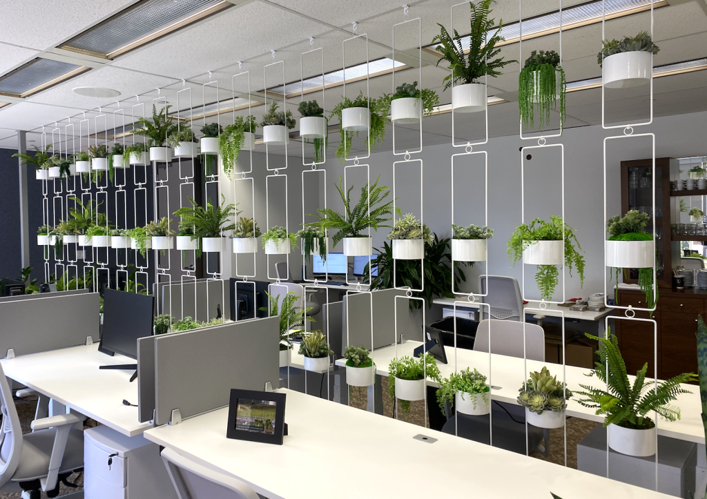 Custom Design Greenery | Greenscape Design & Decor