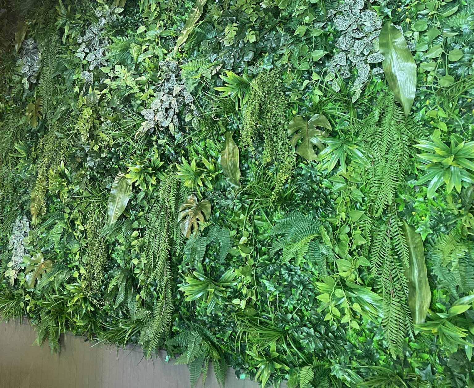 Artificial Greenery Wall - Greenscape Design & Decor